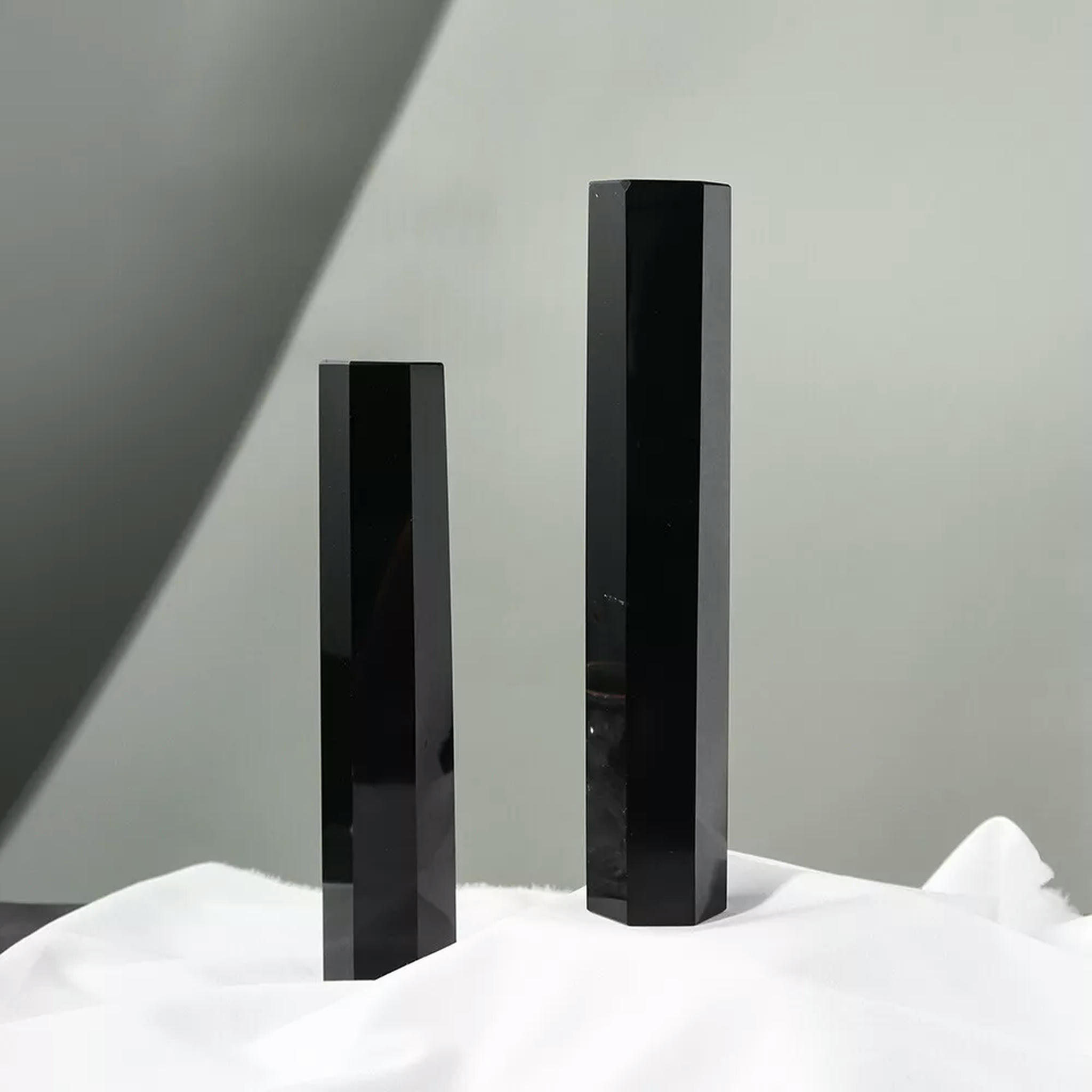 HOOUN Natural Hexagonal Crystal Stone Column Jade Flat Black Obsidian ...