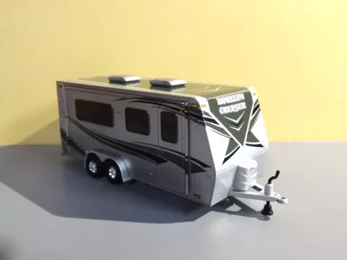 HORIZON CRUISER CAMPER TRAVEL TRAILER 1/64 SCALE DIECAST DIORAMA MODEL ...