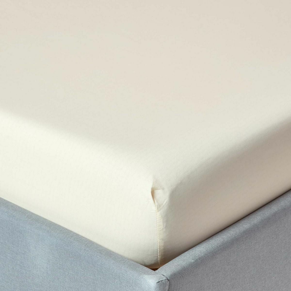 HOTEL COLLECTION EXTRA DEEP POCKET FITTED SHEET ONLY - 1800 SERIES ...