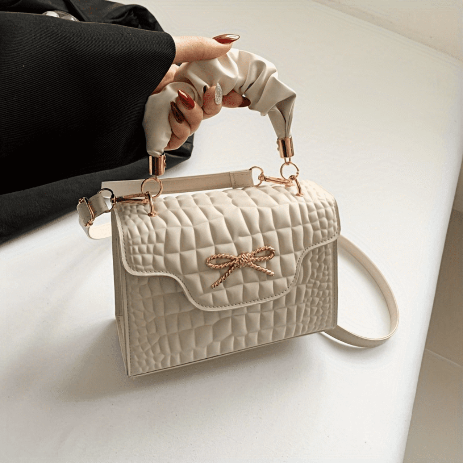 HYYANGUWENTI Fashionable Small Square Crocodile Pattern PU Handheld Bag ...