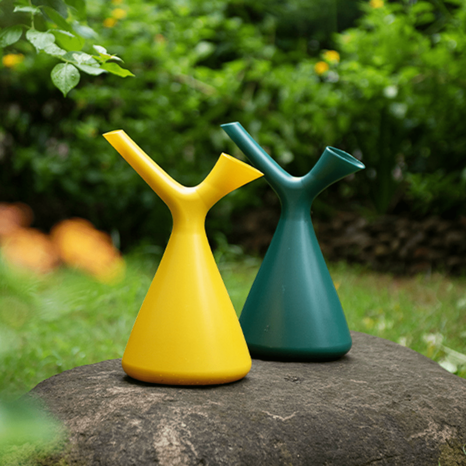 HYYANGUWENTI Tree Branch Design Plastic Watering Can - Perfect for ...