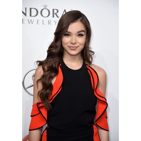 Hailee Steinfeld Poster