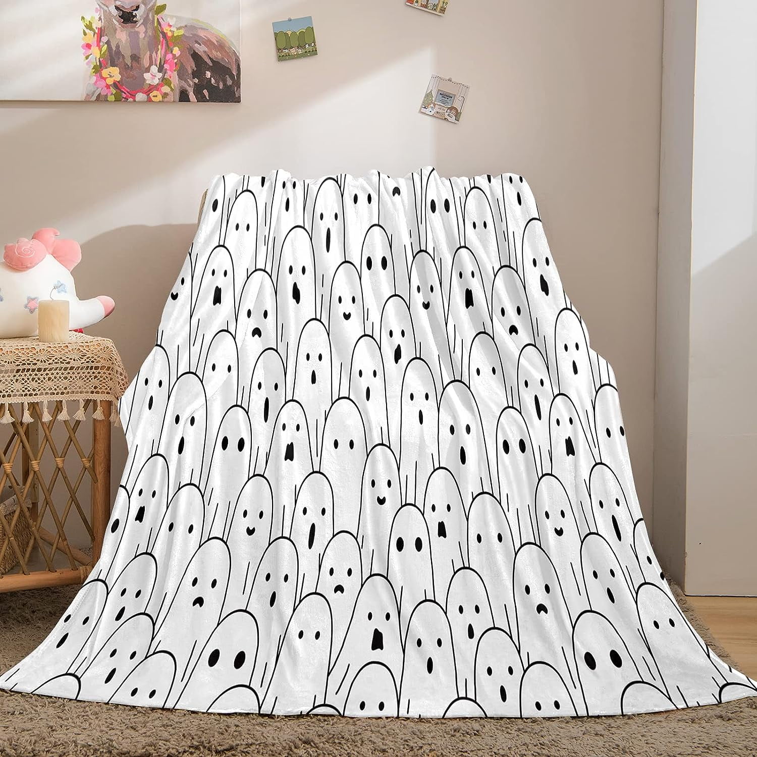 Halloween Blanket Cute Ghost Blanket White Ghost Pattern Halloween ...