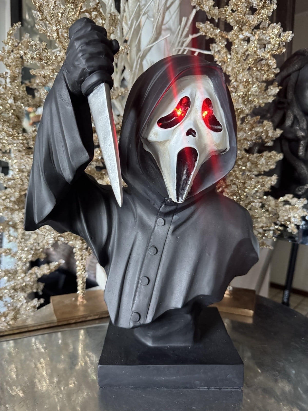 Halloween Ghost Face Lit Eyes Bust Statue Halloween Decor, Classic ...