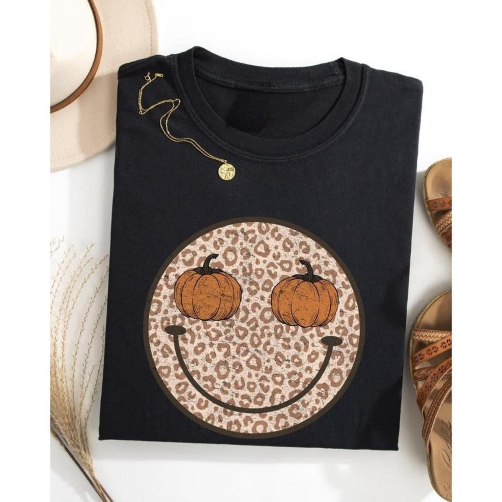 Halloween Leopard Print Smiley Graphic Tee Pumpkin Design Retro Fall ...