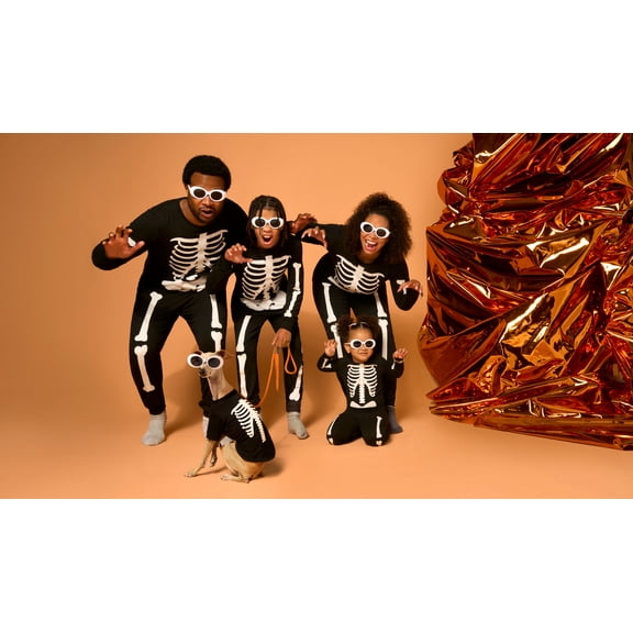 Halloween Women’s Family Matching Pajamas Glow In The Dark Skeleton Set ...