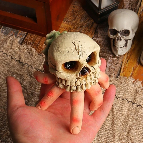 Halloween Skull Artificial Hand Scary Courtyard Resin Ornament Conch ...