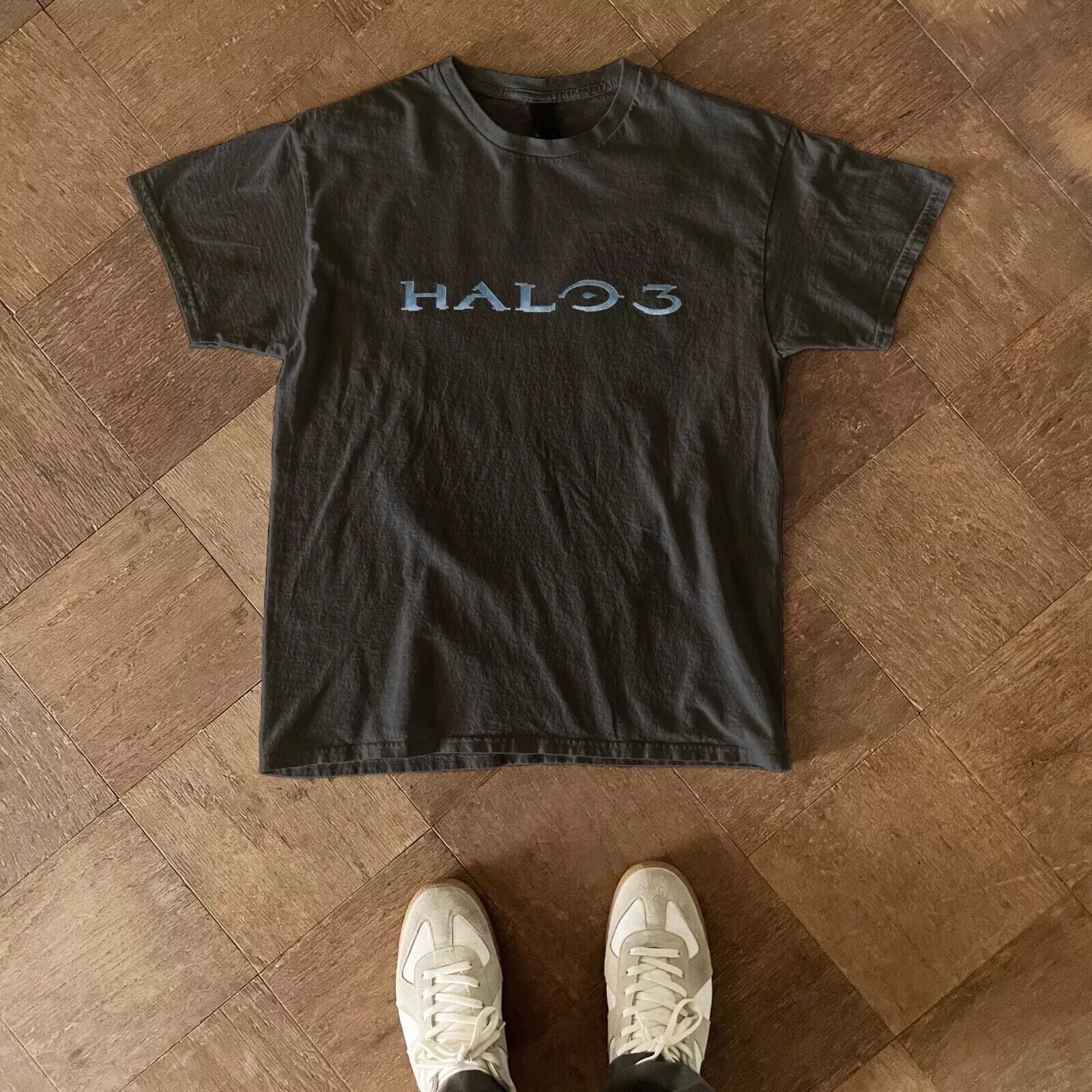 Halo 3 Ad Campaign Tee, Classic T-Shirt, Retro gaming tee from the ...