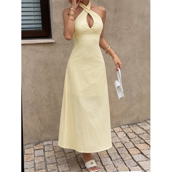 Halter Maxi Dress with Keyhole Detail - Walmart.com