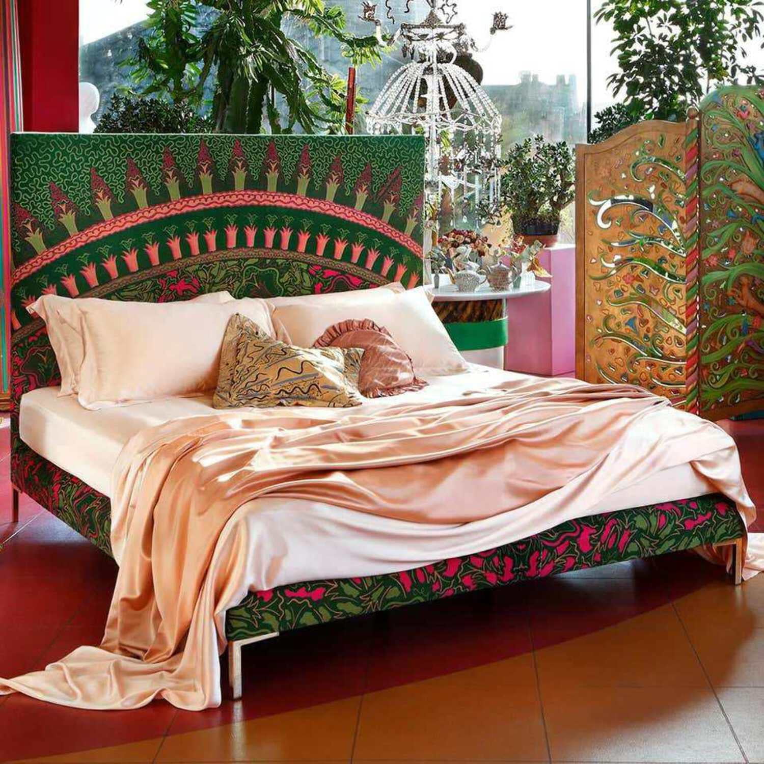 Hamala Solid Mango Wood Hand Painted And Hand Carved Bed Frame ...