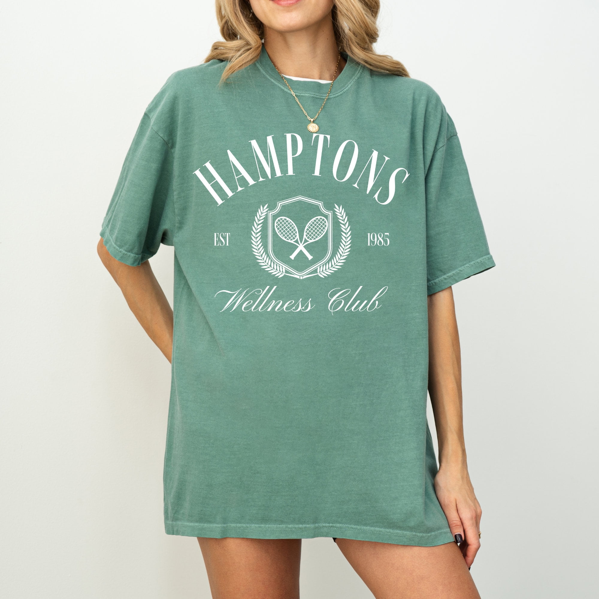 Hamptons Wellness Club T-Shirt Retro Old Money Style Tennis Racquet ...