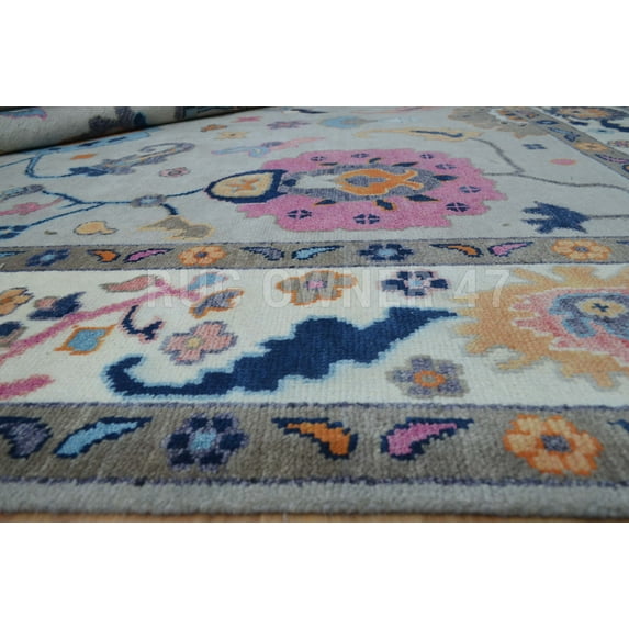 Hand-Knotted Colourful Oushak Area Rug 9X12 Lt Grey, Ivory, Camel, M ...