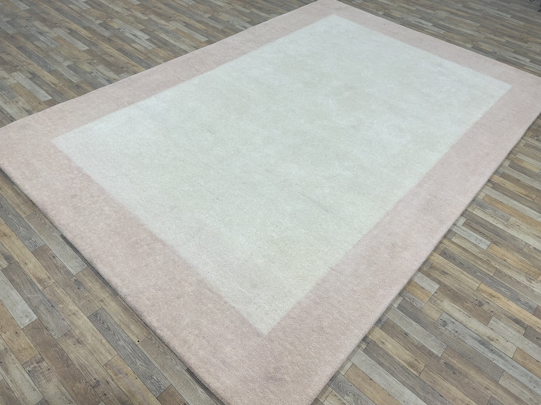 Hand tufed 100% Wool Rug with Spring Flower and Insect Design. [5x8 ...