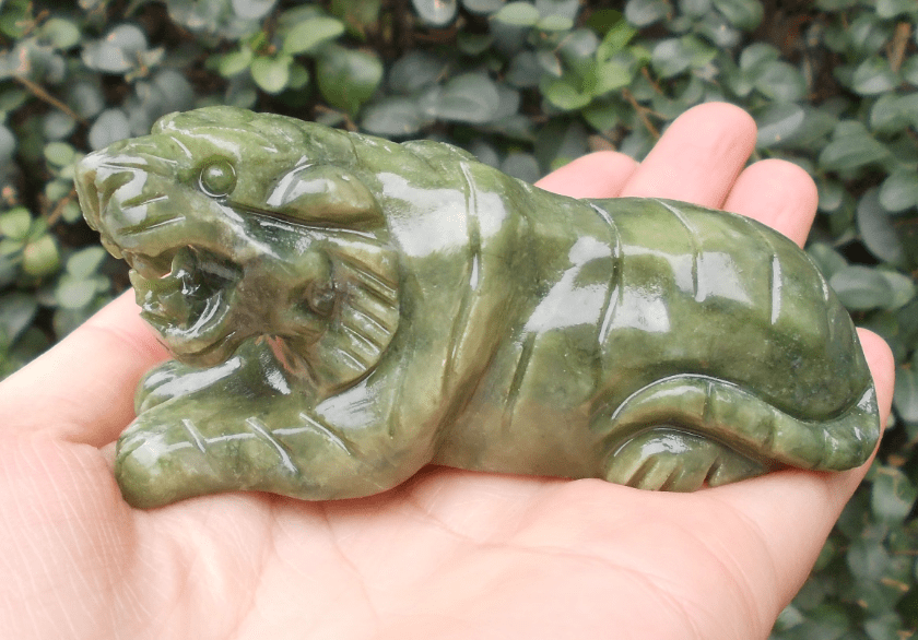 Handcraft Green Jade Jadeite Tiger Emerald crystal healing Stone ...