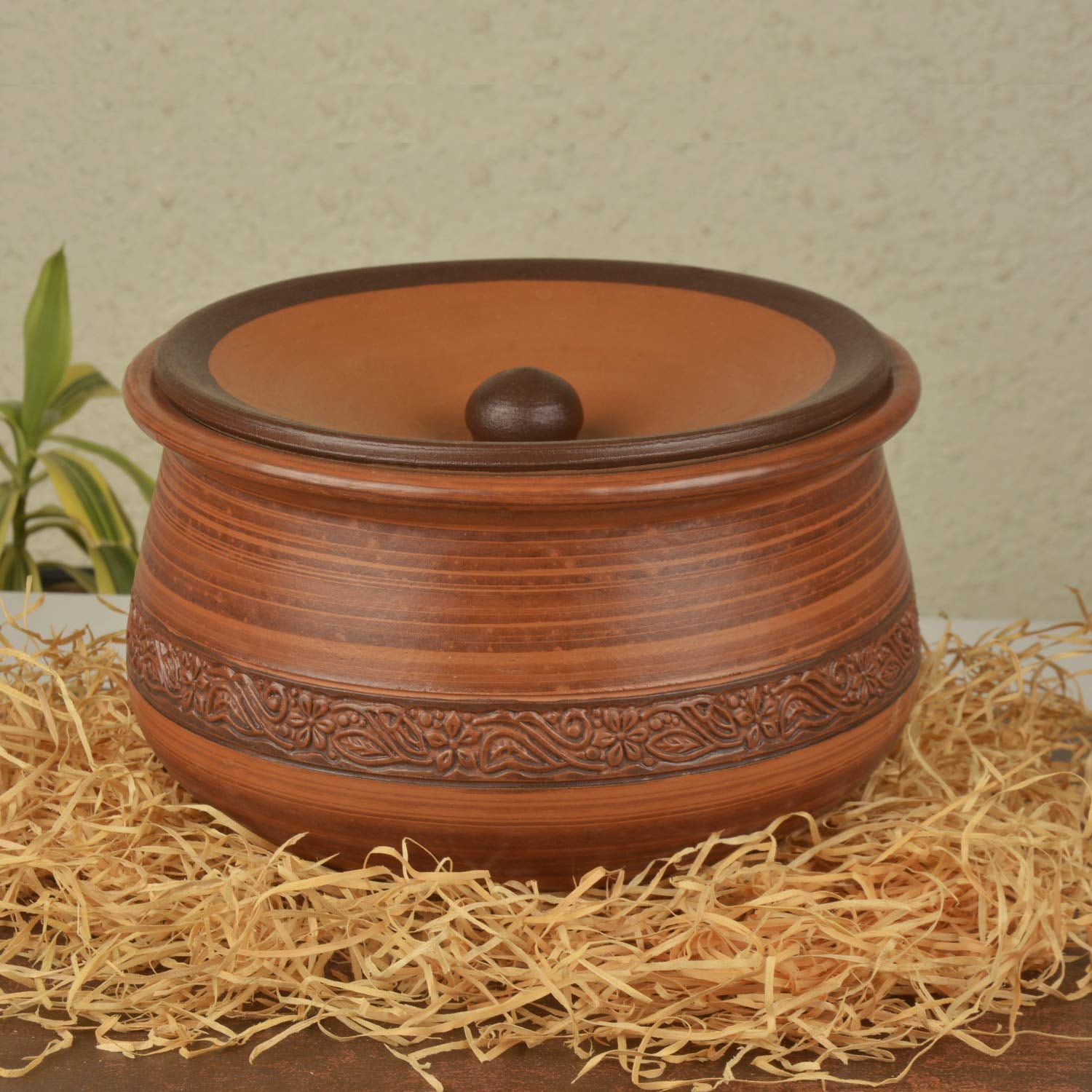 Handcrafted Earthenware Clay Handi Or Pot With Lid For Cooking ...