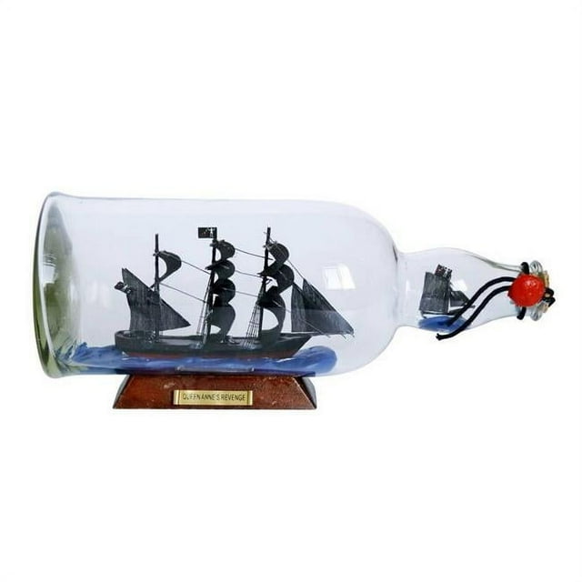 Handcrafted Model Ships Blackbeard's Queen Anne's Revenge Model Ship in ...