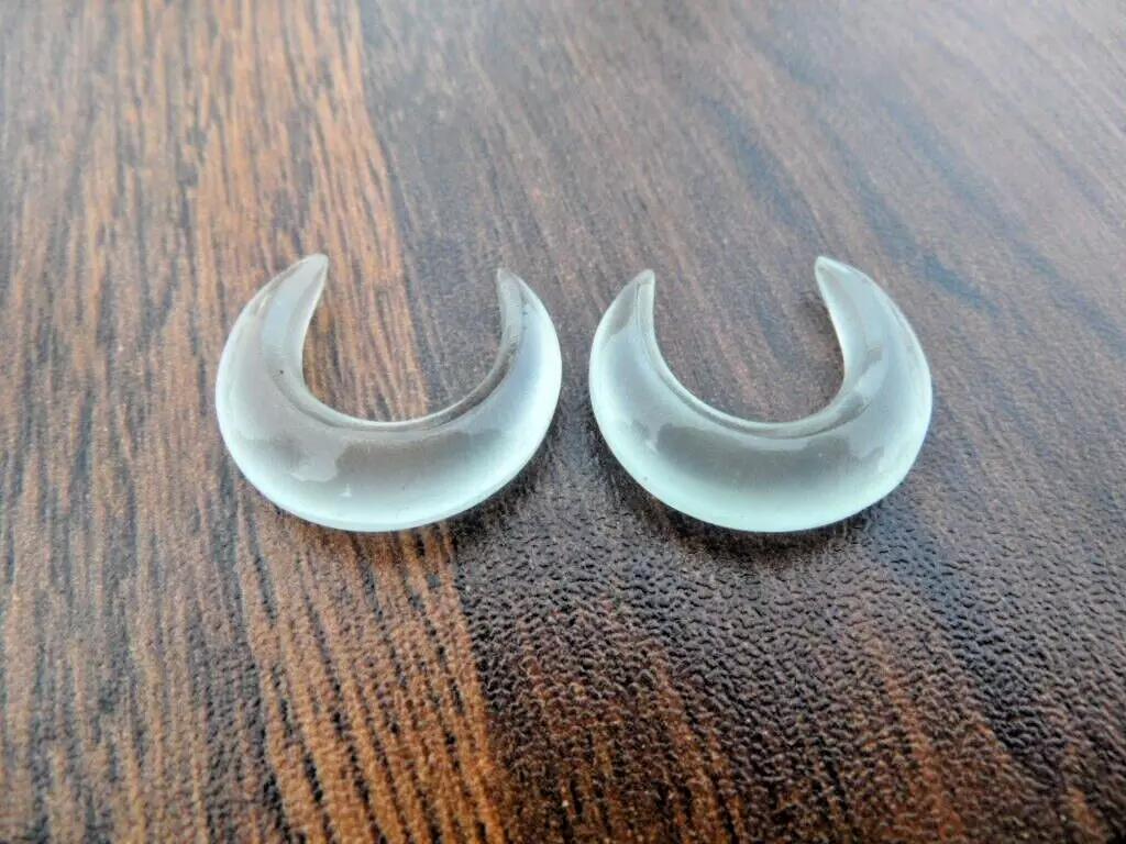 Handcrafted White Chalcedony Gemstone Septum Piercing Pincher – Unique ...