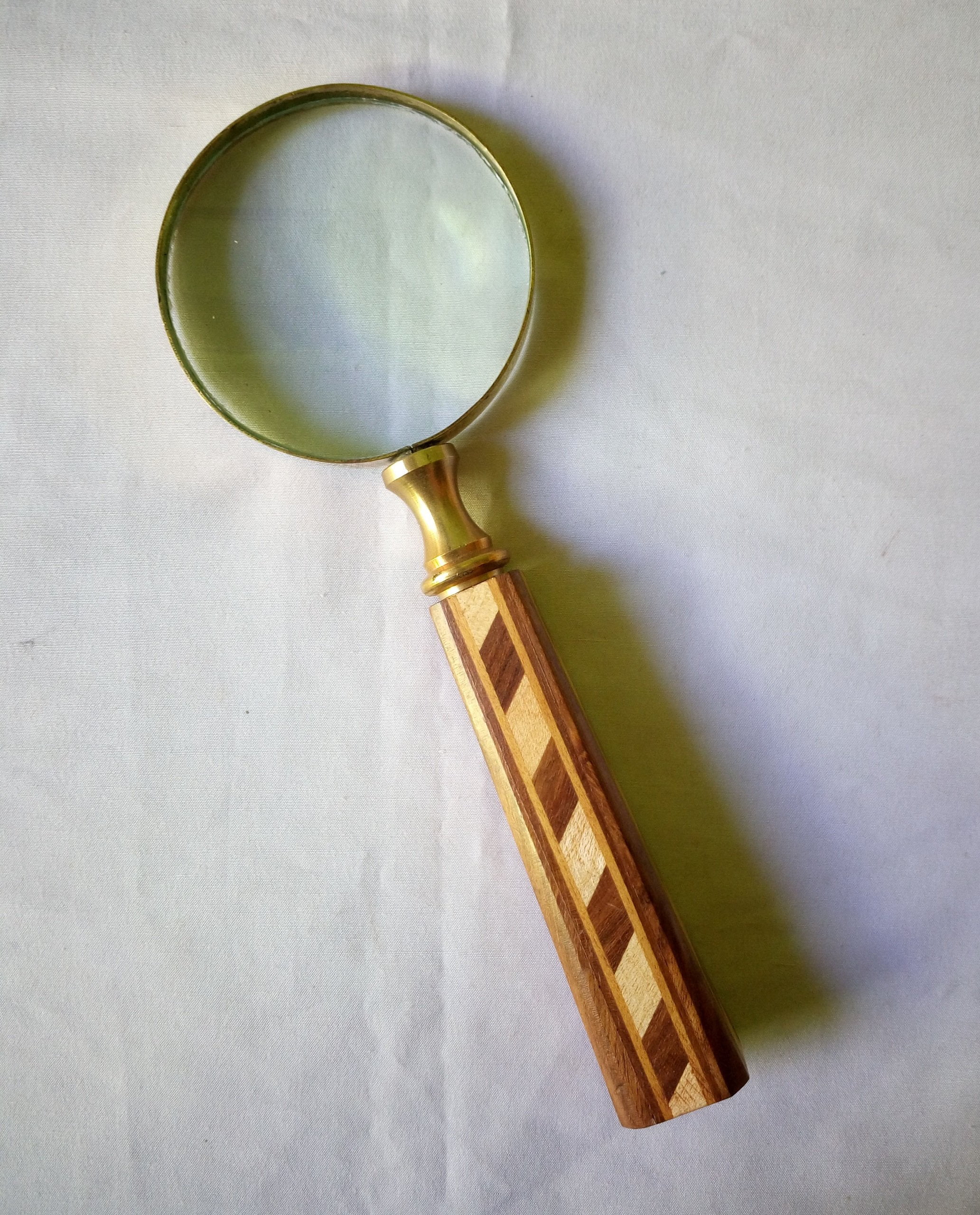 Handheld Magnifier with 3 inch Premium Brass Magnifying Glass with ...