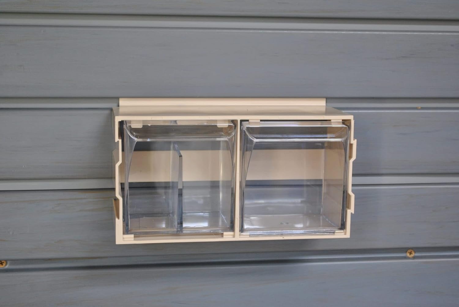 Handi Up Tilt Bin - Modular Storage for Slatwall Panels (Beachwood ...