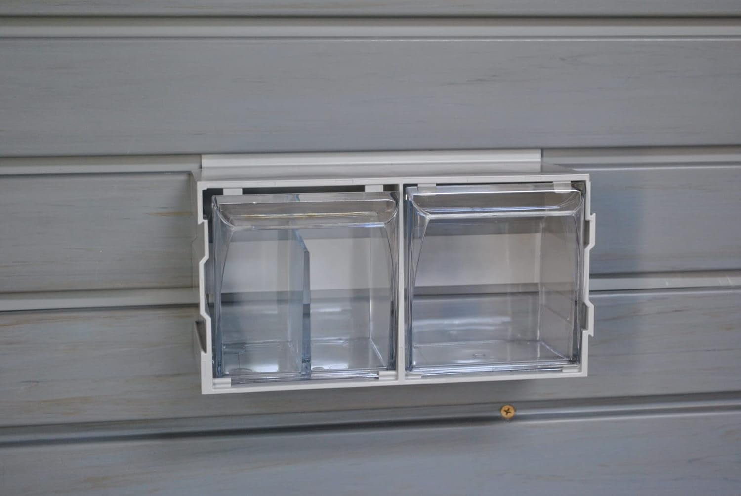 Handi Up Tilt Bin - Modular Storage for Slatwall Panels (Gray ...