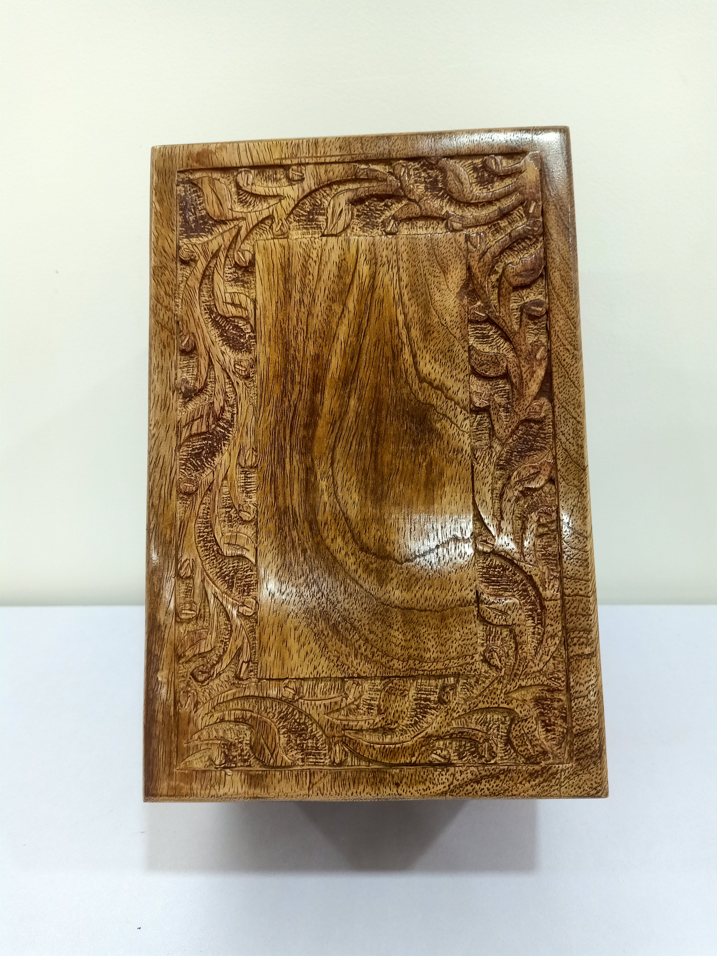 Handmade & Handcrafted Rosewood Borders Engraving Wooden Cremation Box ...