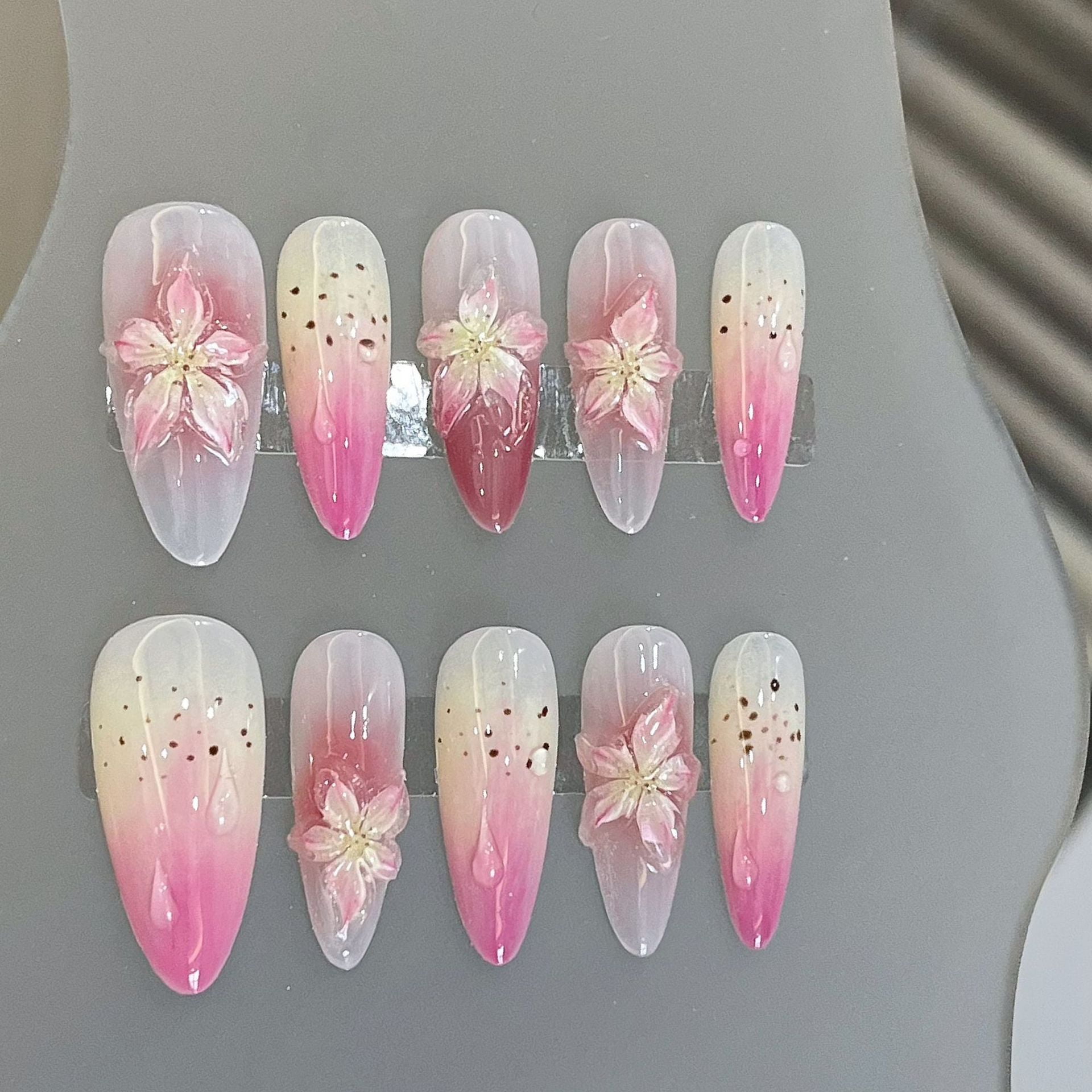 Handmade Summer Bestseller 3D Embossed Floral Pink and Yellow Gradient ...