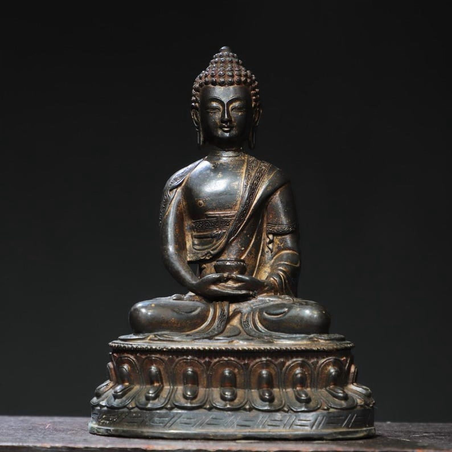 Handmade miniature sculpture of Sakyamuni, exquisite and unique pure ...