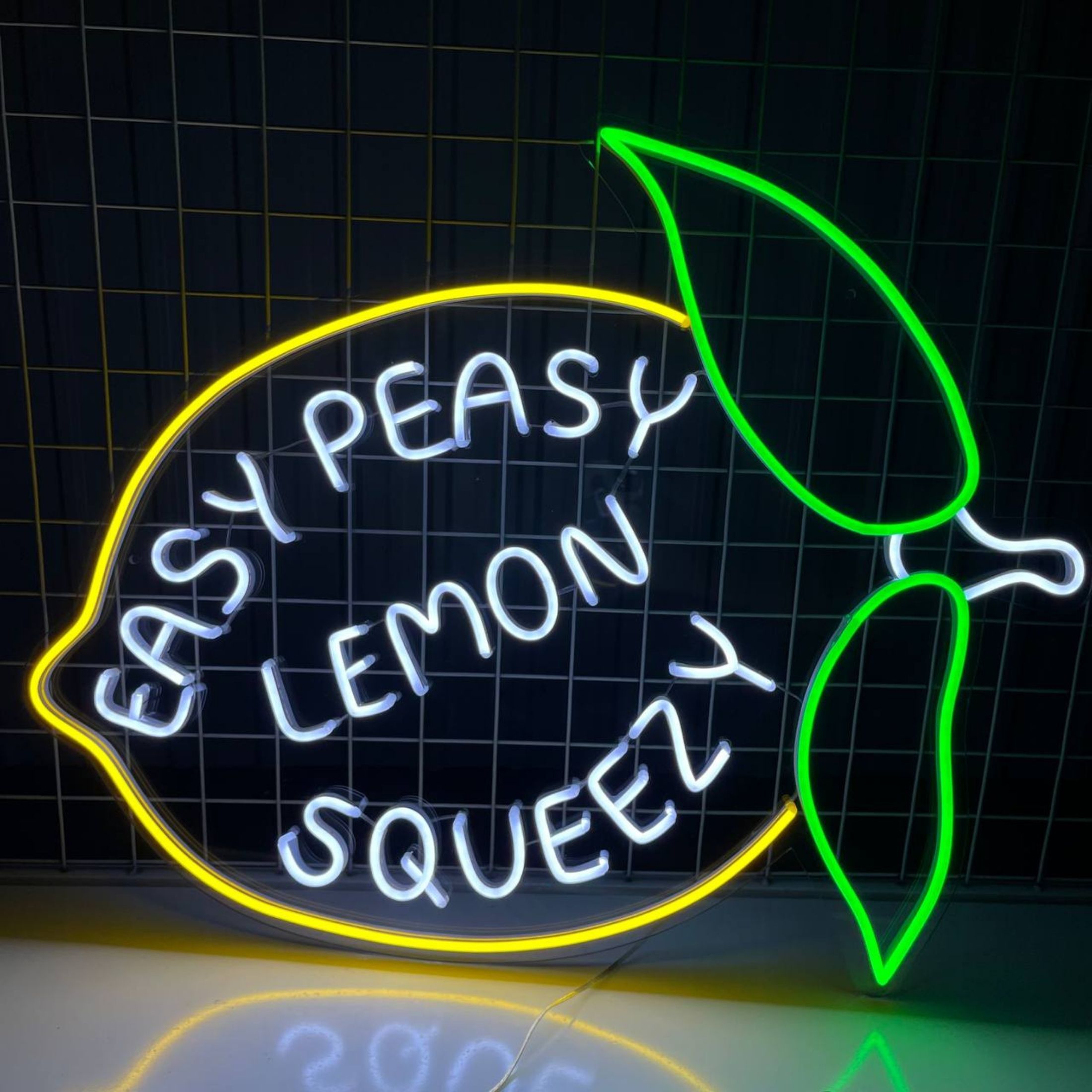 Handmadetneonsign Easy Peasy Lemon Squeezy Neon Sign, Funny Fruit Lemon ...