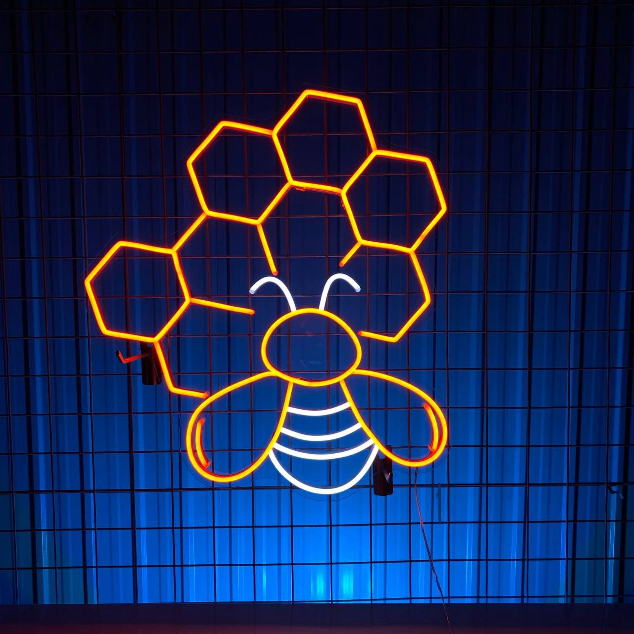 Handmadetneonsign Honeycomb Neon Sign, Bee Lover Wall Art Decor, Bee ...