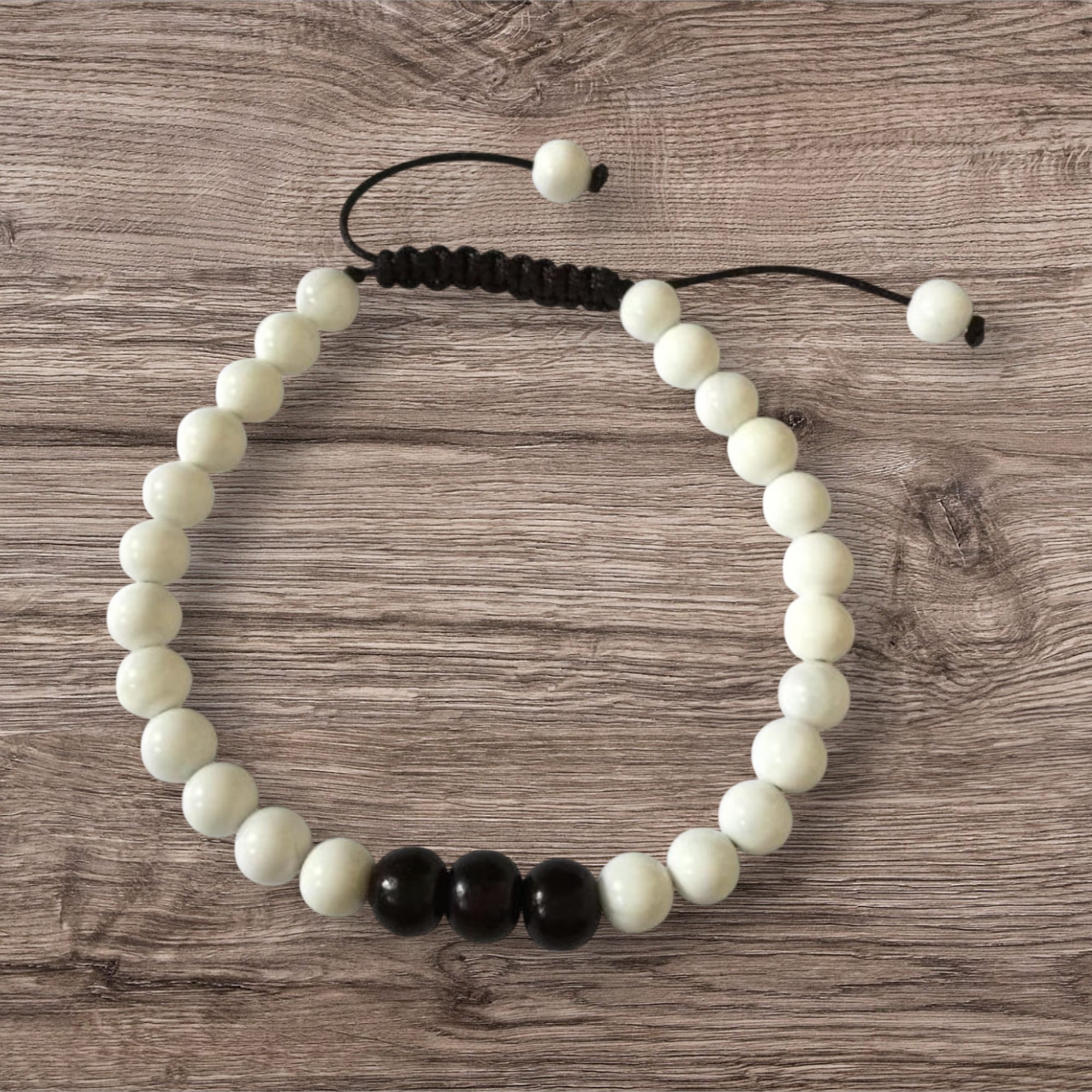 Hands Of Tibet Tibetan Yoga Mala Conch Shell Wrist Mala for Meditation ...