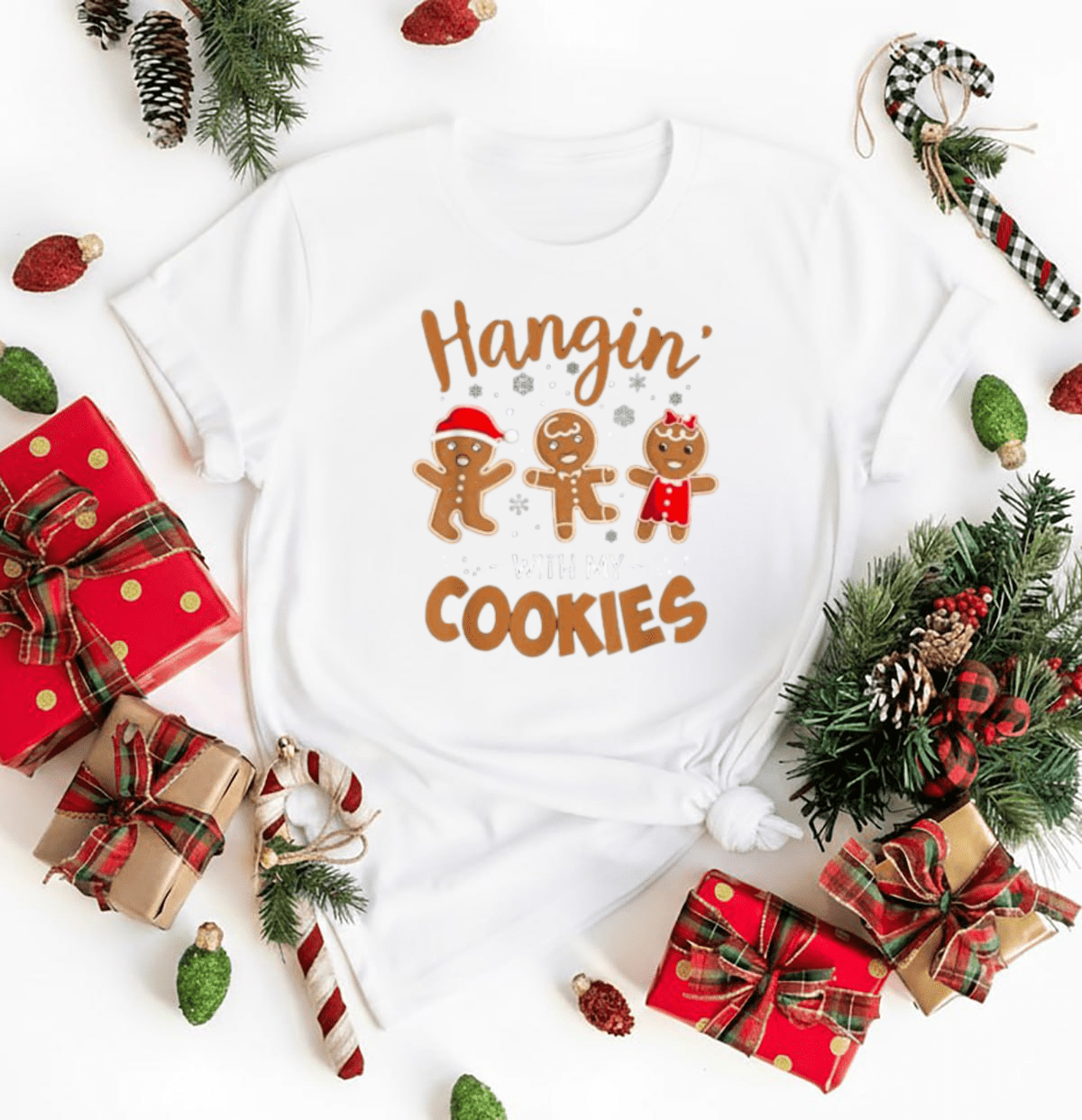 Hangin With My Cookies Funny Teacher Gingerbread Holiday Unisex T-Shirt ...