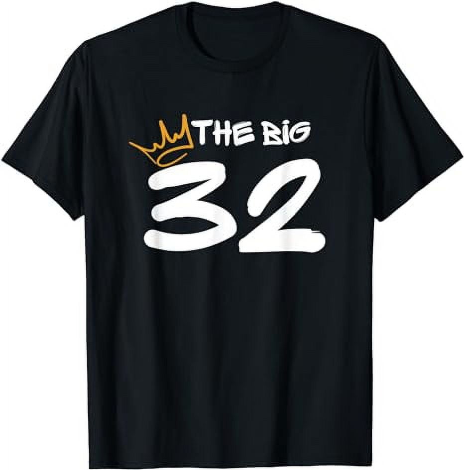 Happy 32nd Birthday Man Woman King Crown Year thirty two 32 T-Shirt ...