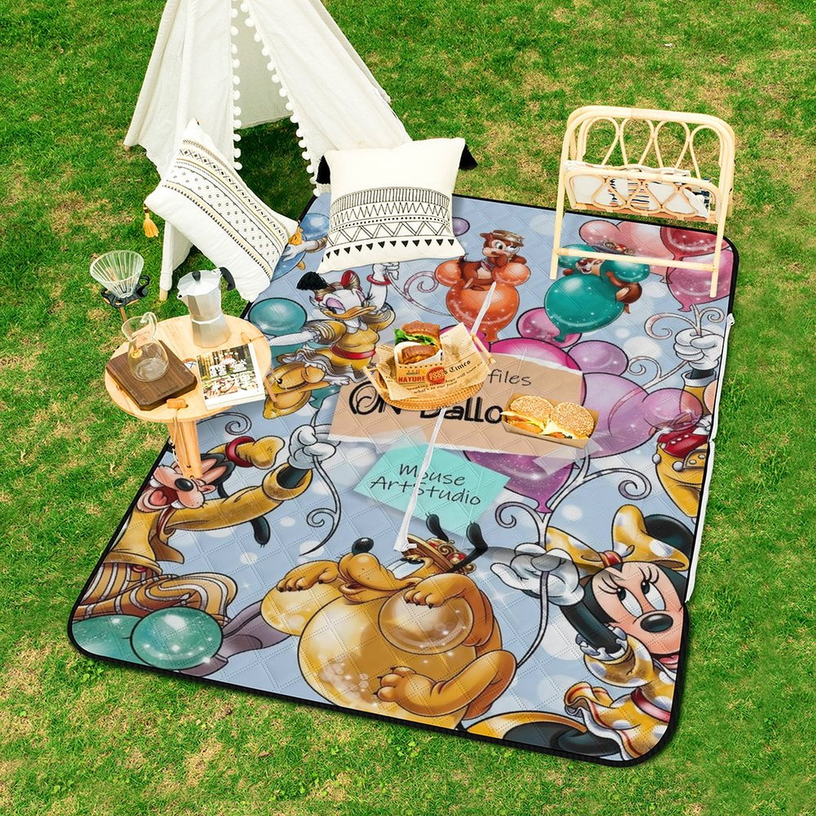 Happy Birthday, Minnie, Mickey Mouse, Daisy, Donald, Goofy Picnic ...