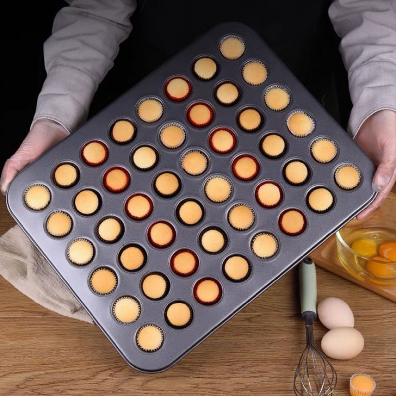 Hariumiu Food Grade Cupcake Mold 48 Cavity Cupcake Mold Non-stick ...