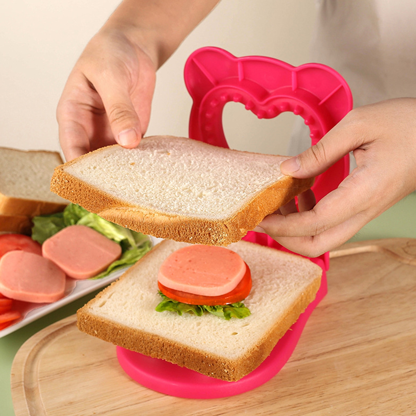 Hariumiu Kids Sandwich Mold Sandwich Mold Bread Cutter Sealer Love ...