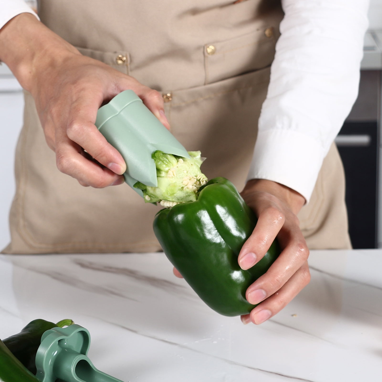 Hariumiu Pepper Corer 2 in 1 Bell Pepper Core Remover Kitchen Utensil ...