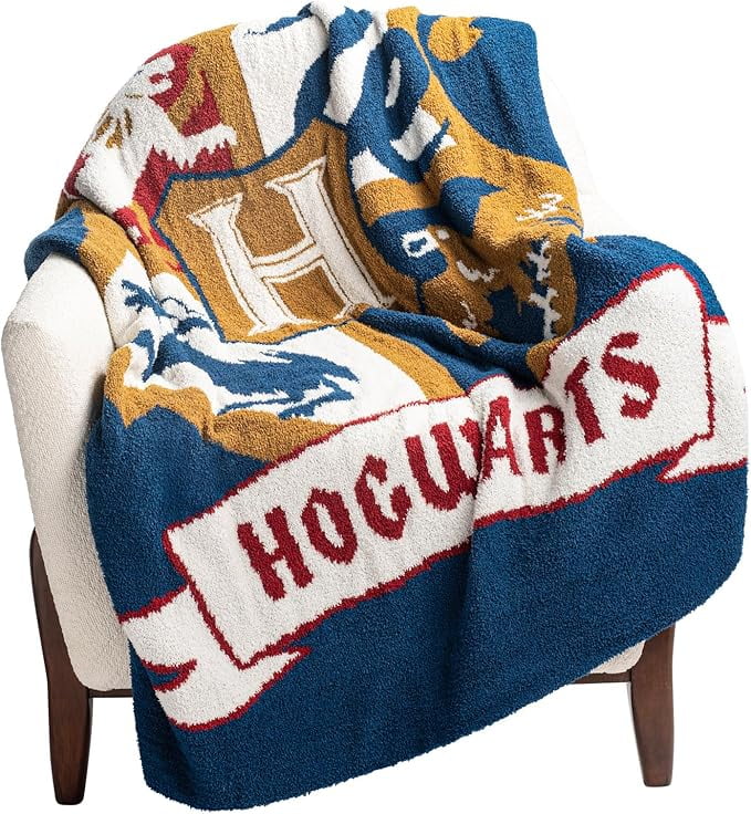 Harry Potter Hogwarts Crest Feather Knit Throw - Soft & Cozy Décor ...