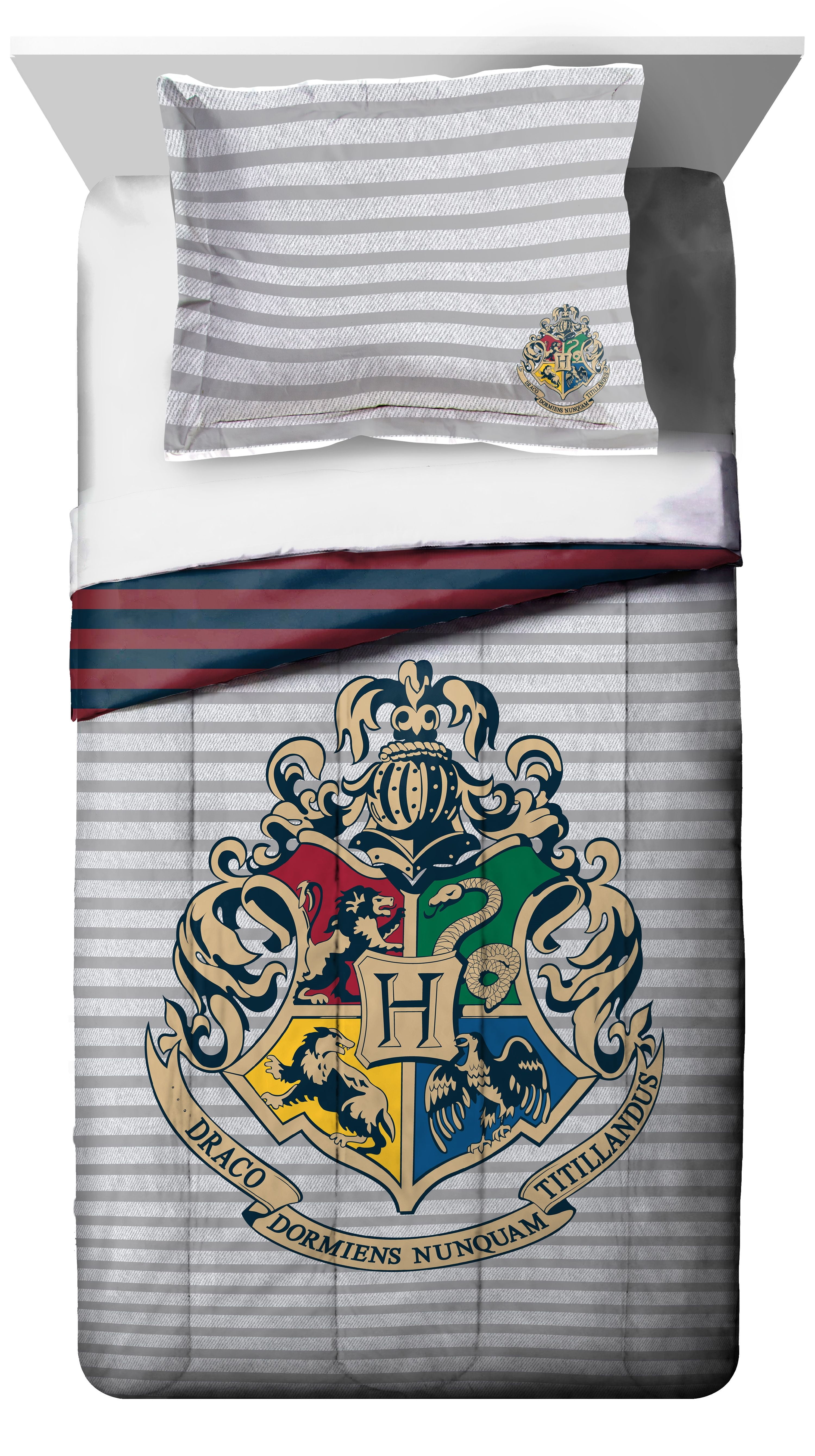 Warner Bros. Harry Potter Twin/Full Reversible Polyester Comforter and ...
