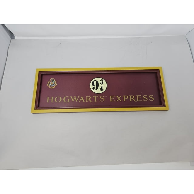 Harry Potter Hogwarts Express Platform 9 3/4 Wooden Sign - Walmart.com