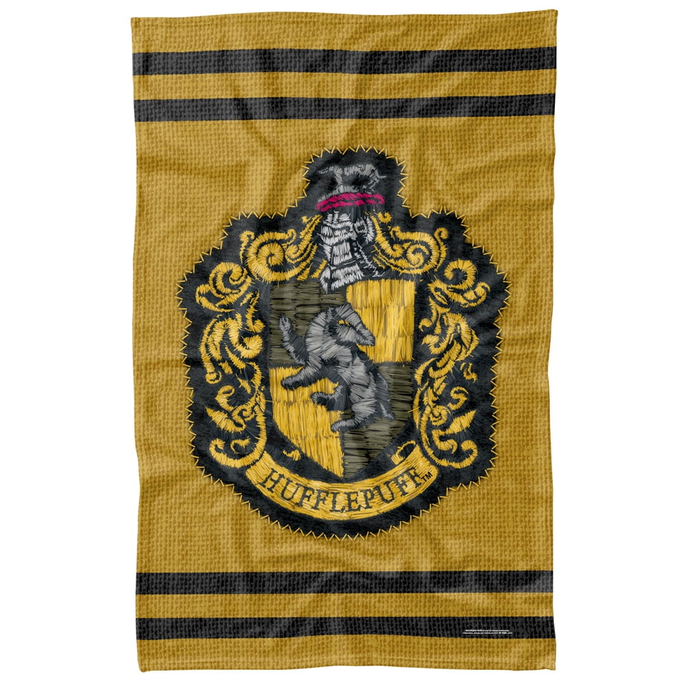 Harry Potter Hufflepuff Crest Patch Fleece Blanket 36' x 58' - Soft ...