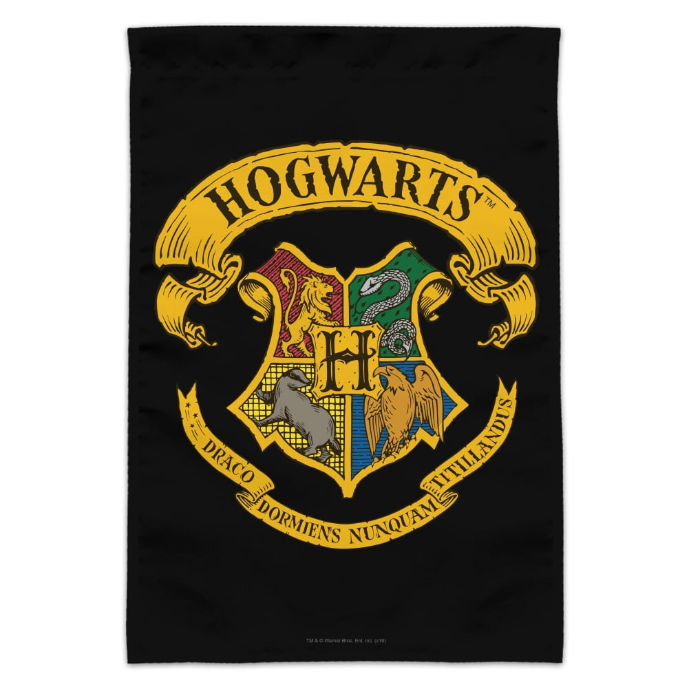 Harry Potter Ilustrated Hogwart's Crest Garden Yard Flag - Walmart.com