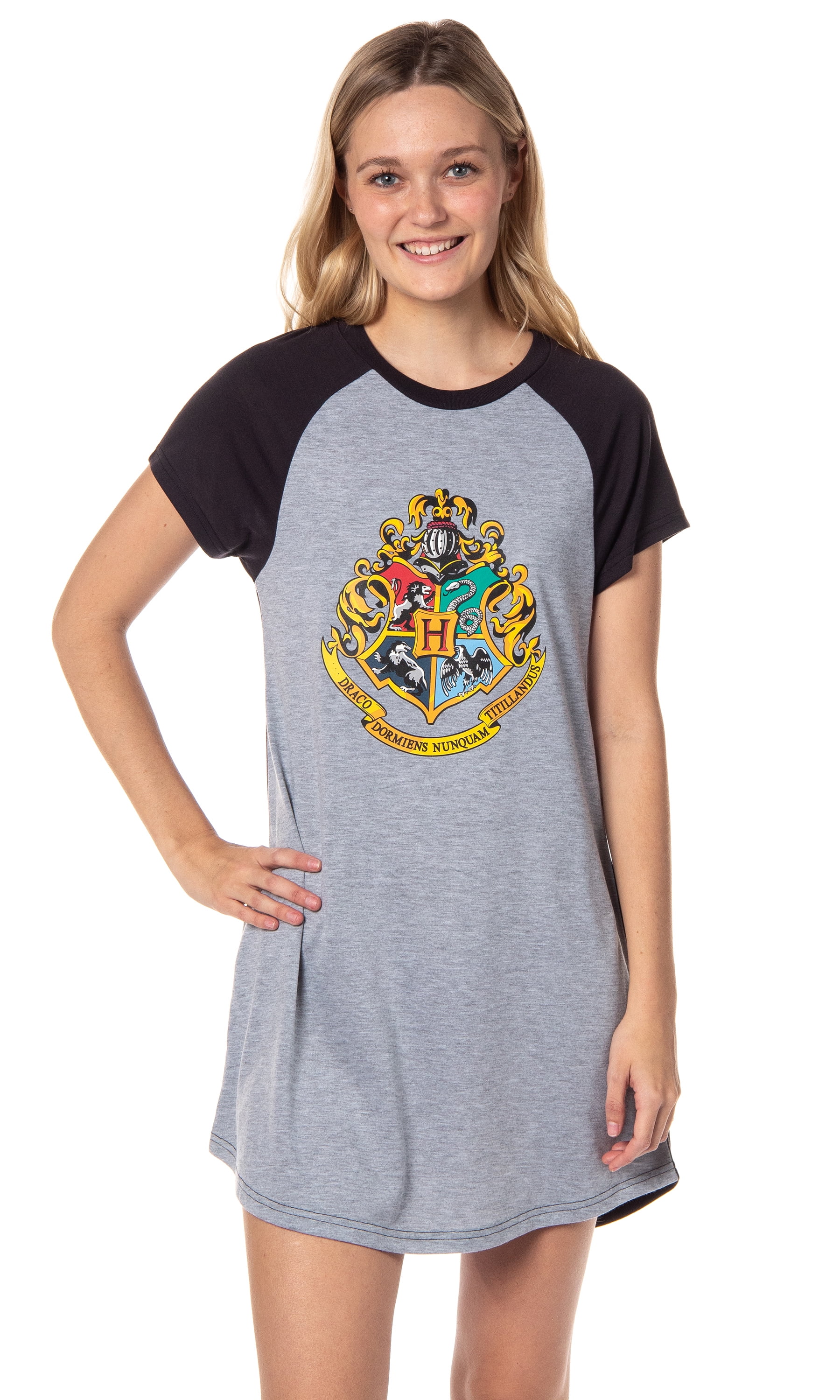 Harry Potter Juniors' Wizarding World Hogwarts Crest Sleep Pajama ...