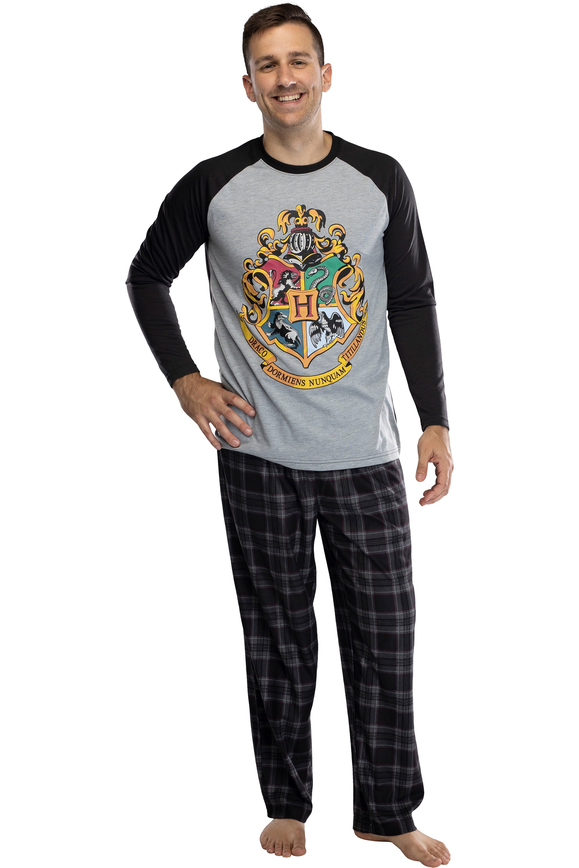 Harry Potter Mens' 2-Piece Hogwarts Plaid Raglan Long-Sleeve Pajama ...
