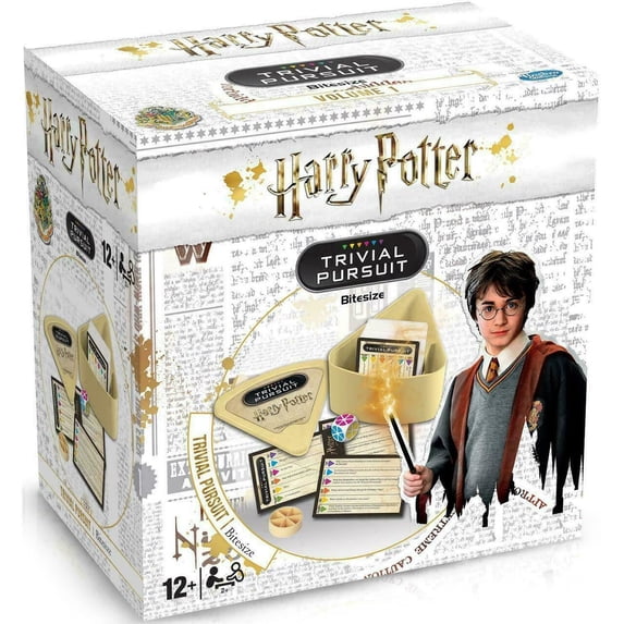 Harry Potter Hogwarts Trivial Pursuit Family Board Game for Ages 12 ...