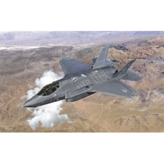 Hasegawa F-35A Lightning II E42 1/72 Scale Plastic Model Kit - Walmart.com