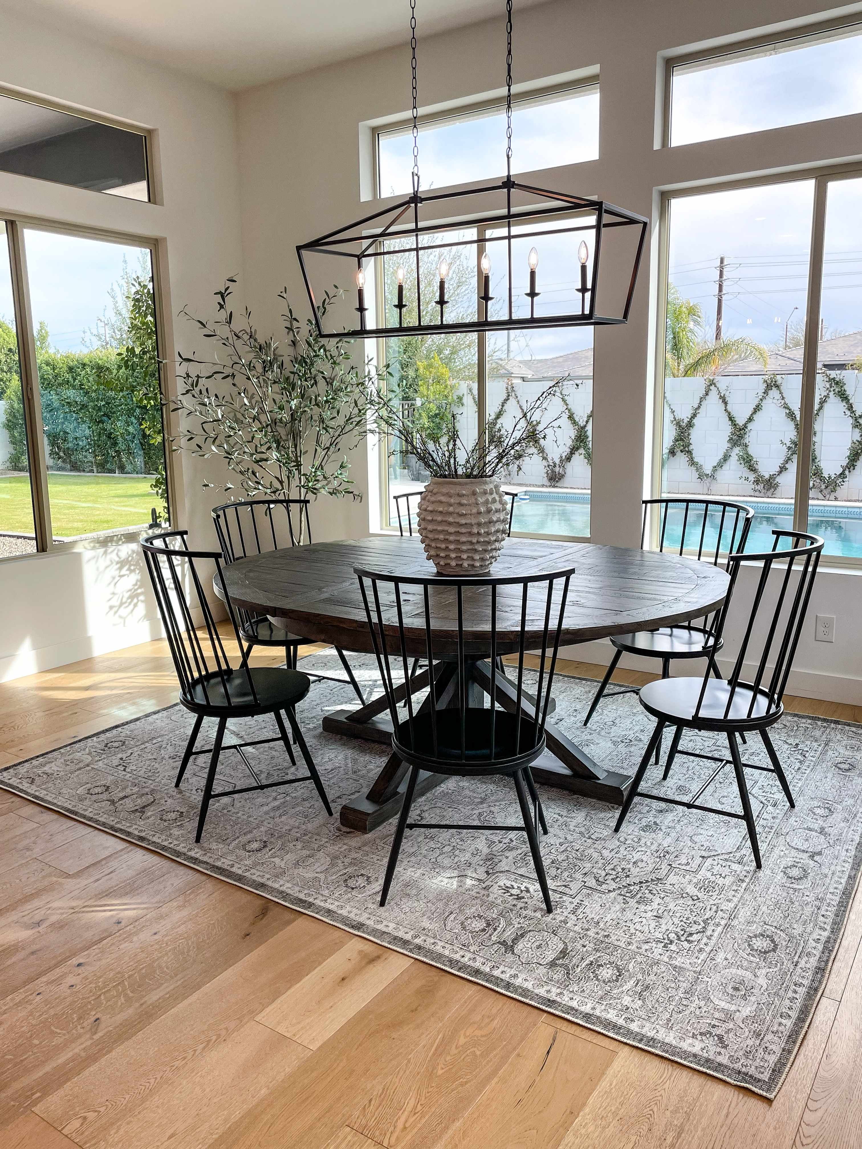 Hauteloom Anzu Living Room, Bedroom Machine Washable Area Rug - 2' x 2 ...