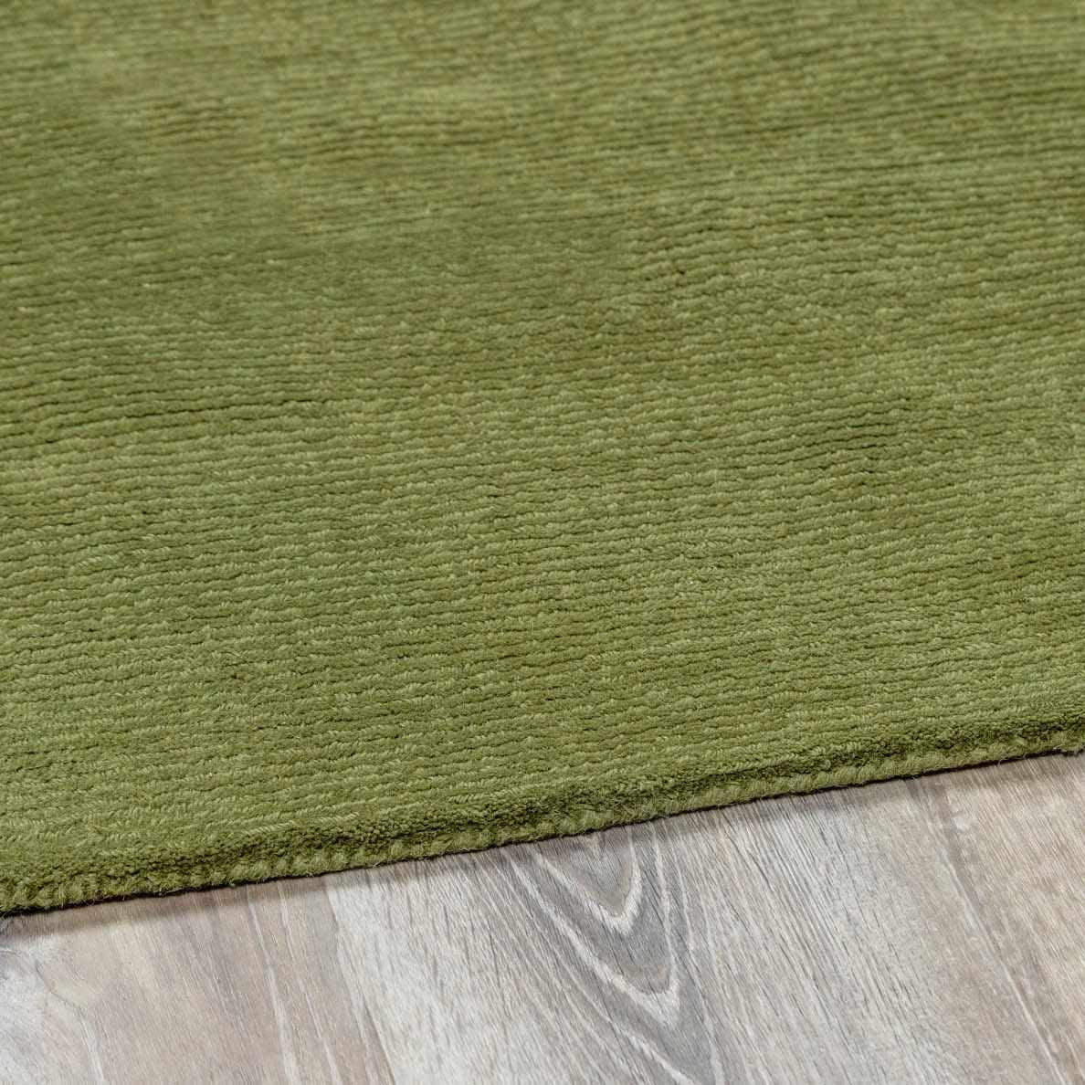 Hauteloom Brockton Solid Wool Modern Farmhouse Area Rug - Suitable for ...
