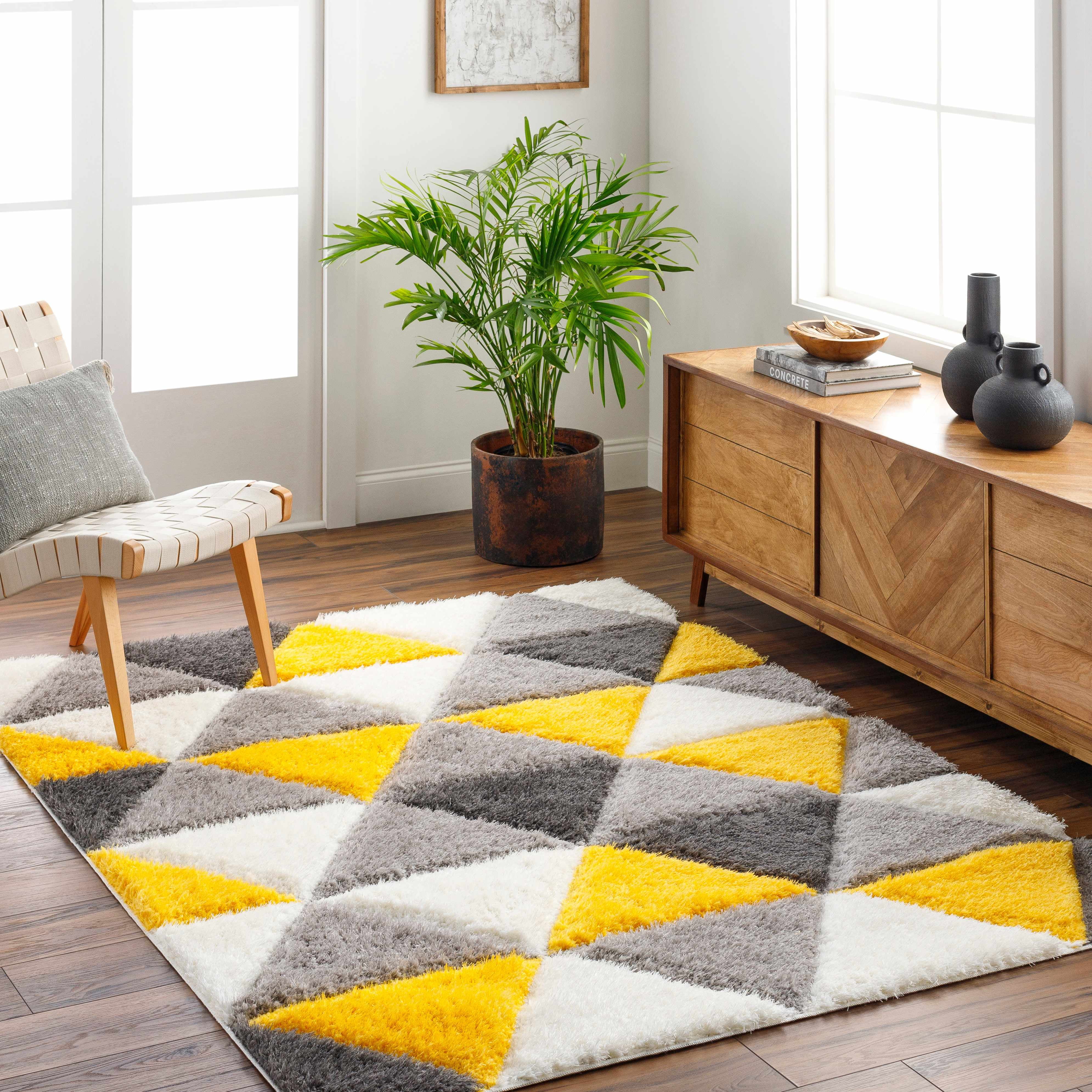 Hauteloom Bruis Contemporary Geometric Diamond Shag Area Rug - Modern ...