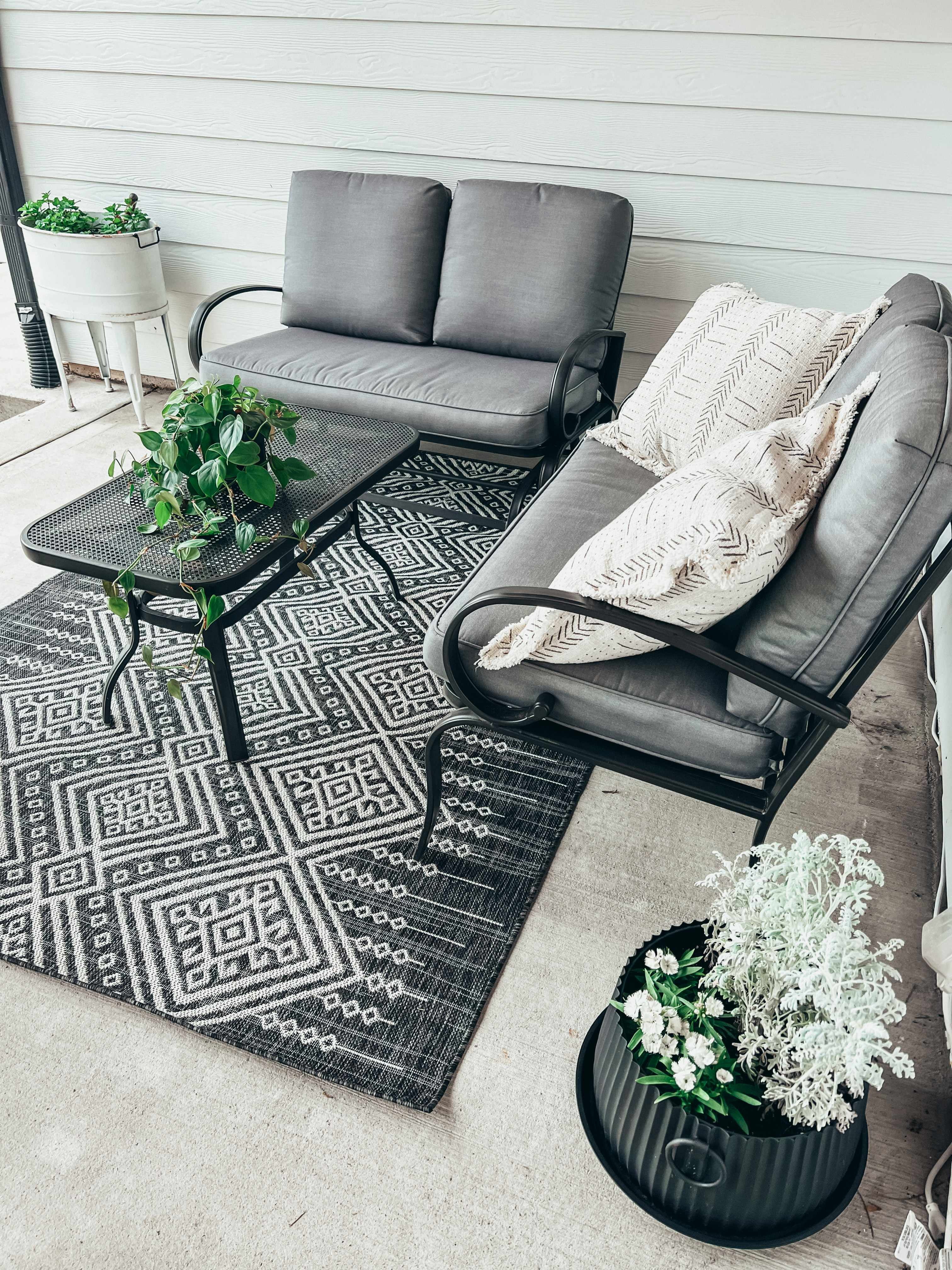 Hauteloom Frankville Living Room, Bedroom Patio Outdoor Area Rug ...