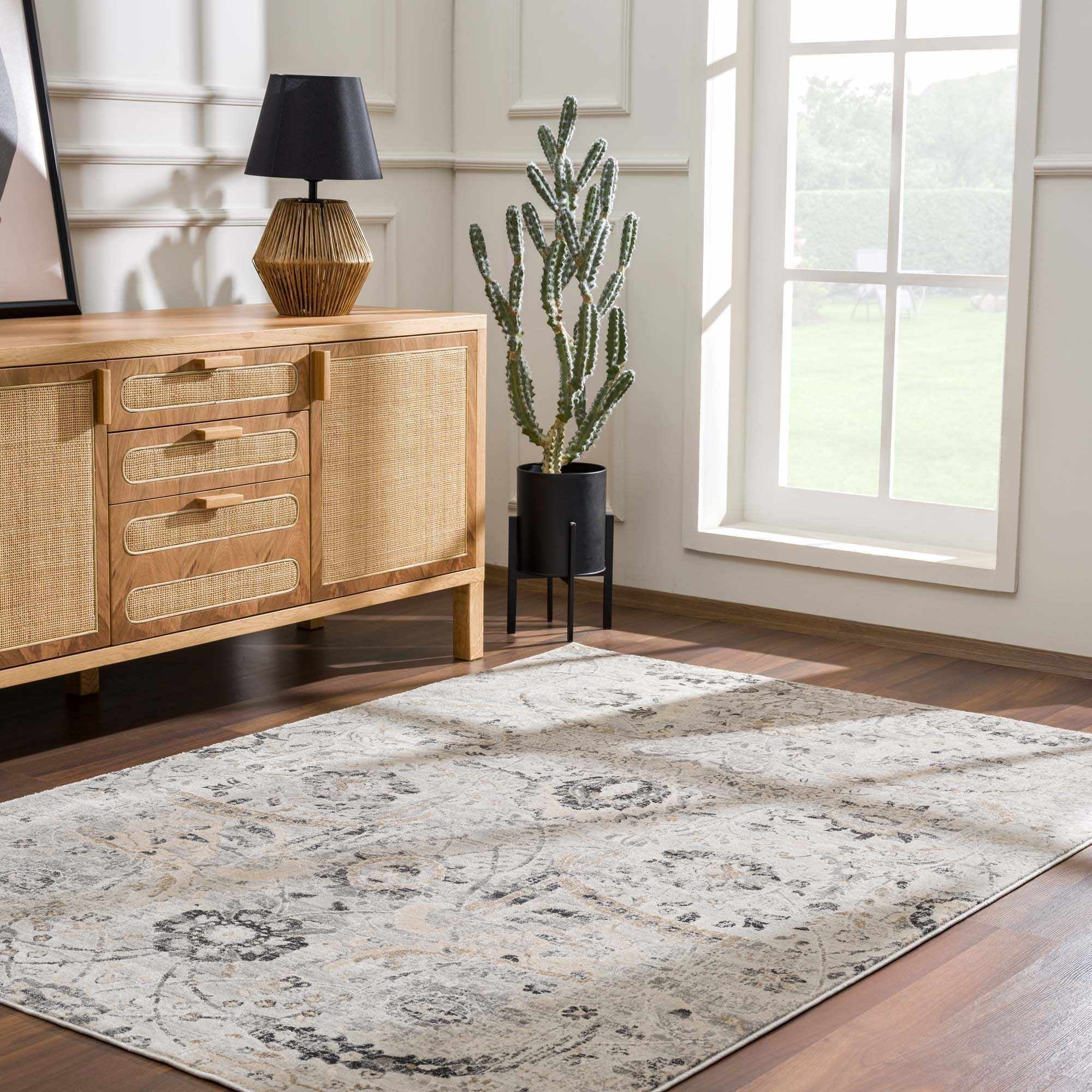Hauteloom Cori Rustic Farmhouse Traditional Floral Medallion Carpet for ...